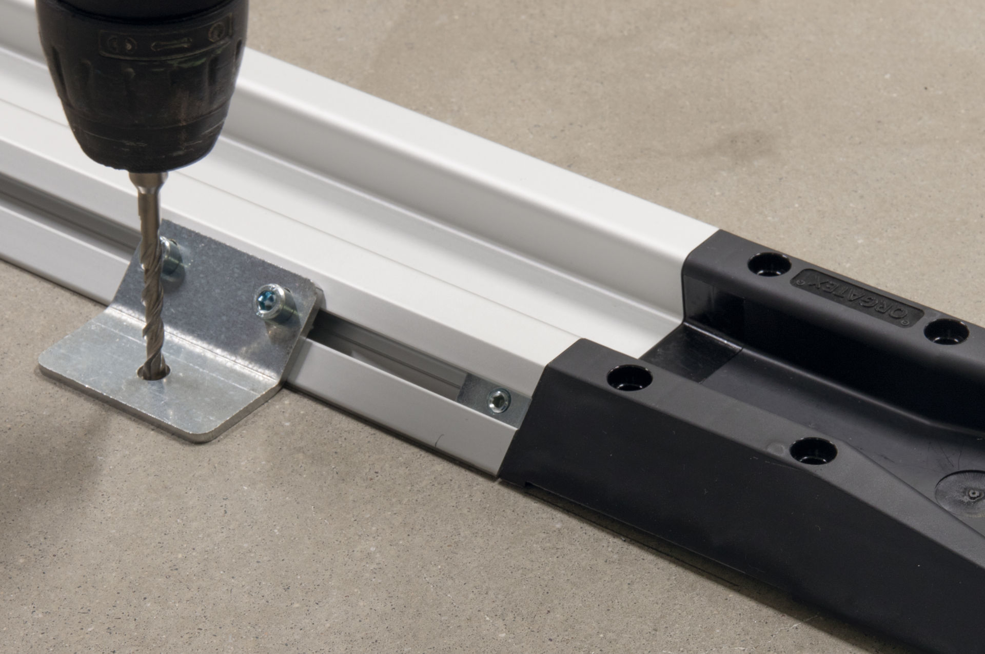 Fissaggio per FIFO MonorailSoluzioni per la Lean Manufacturing | Lean Products